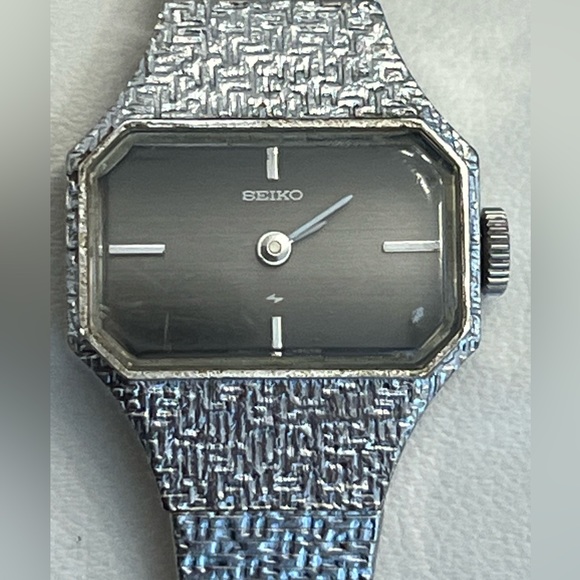 Seiko | Accessories | Seiko Ladies Watch Rare Vintage White Gold Plated ...